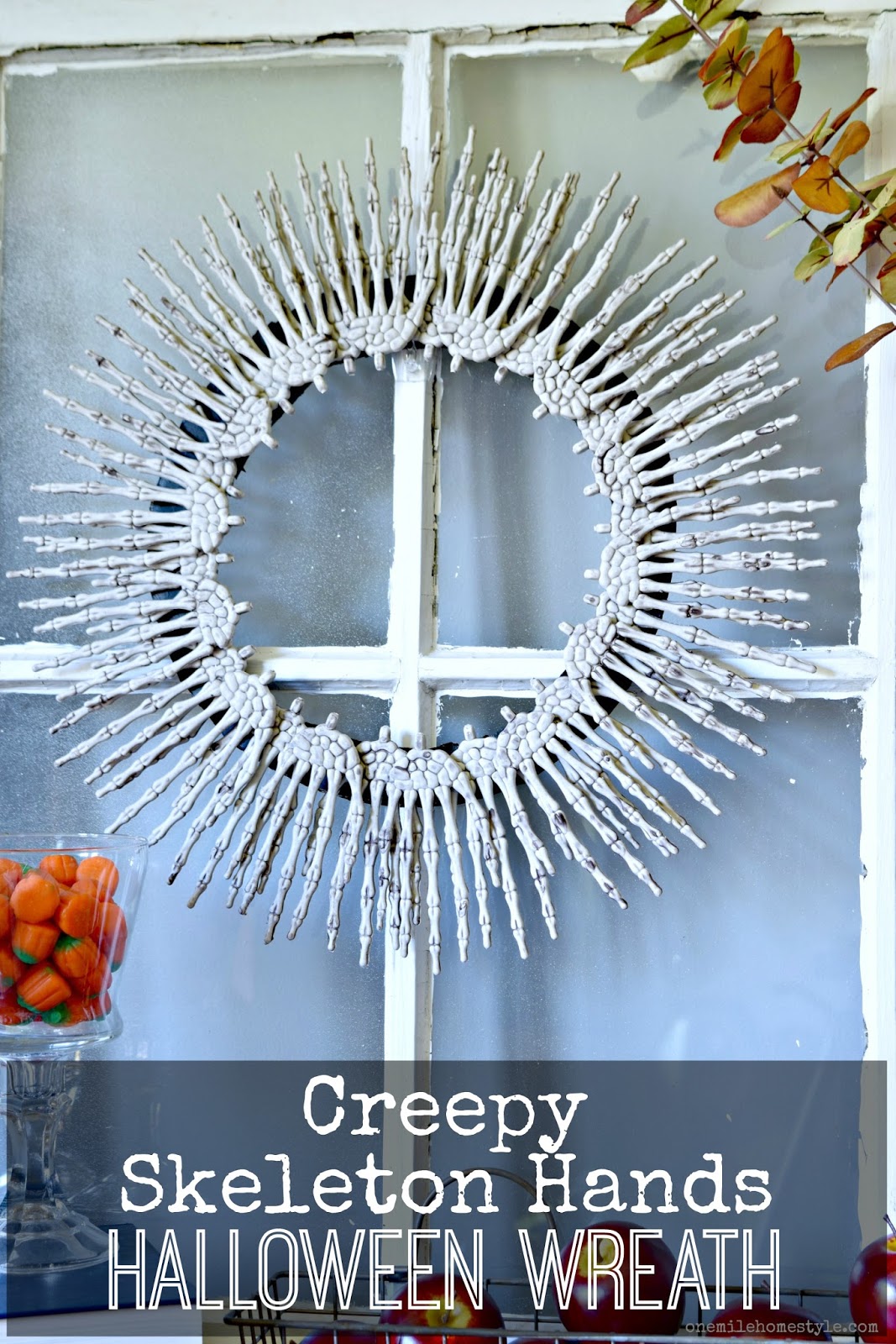 DIY Creepy Skeleton Hands Halloween Wreath