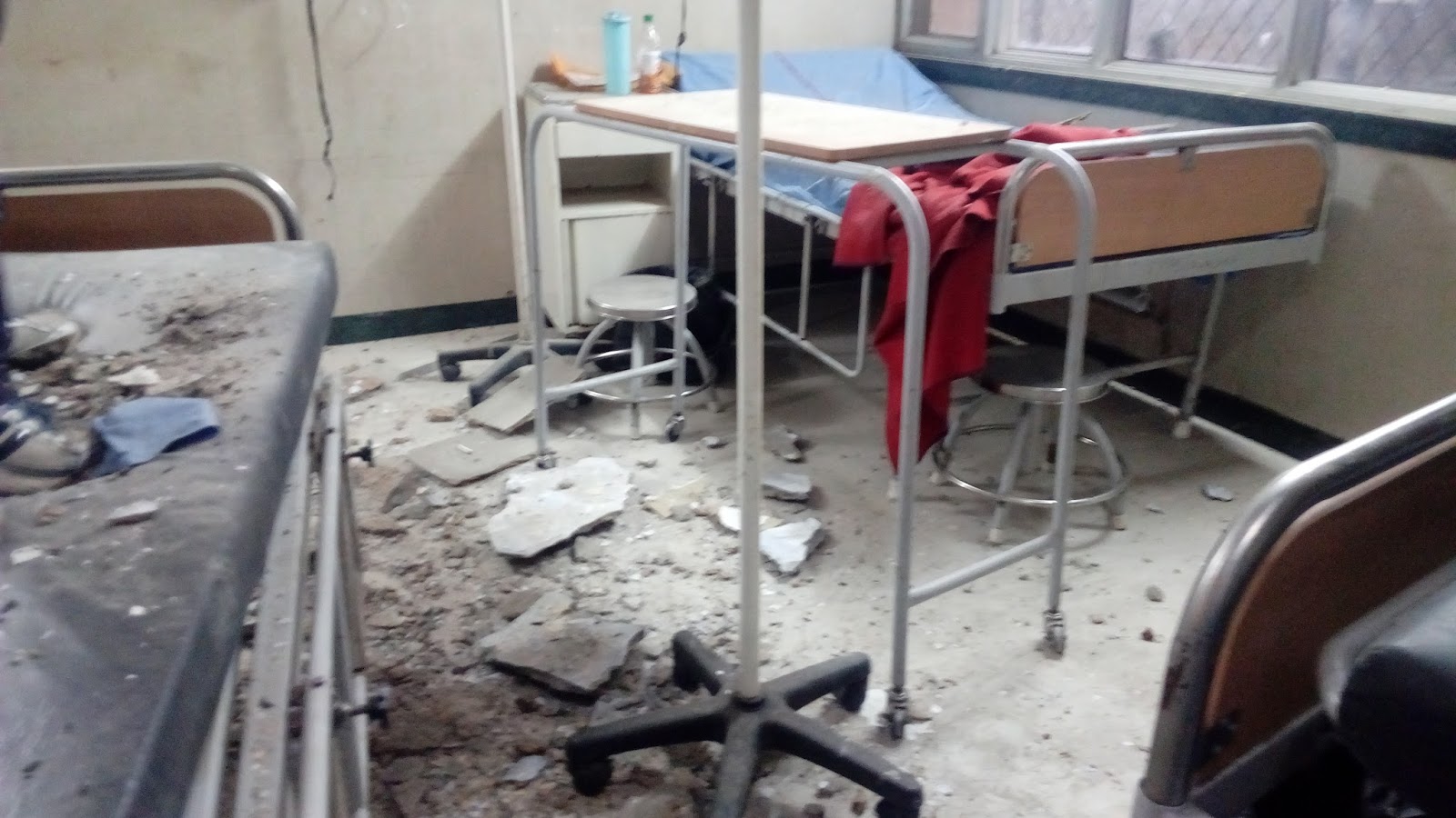 Gurgaon News: Portion of the false ceiling of the gynaecology ward at ...