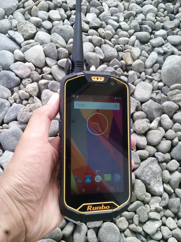 outdoor phone zone______________________: RUNBO Q5 4G LTE IP67 HANDPH