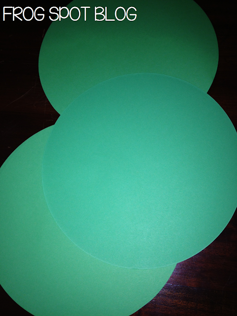 FREE Green Paper Circle Christmas Tree Craft | From the Pond