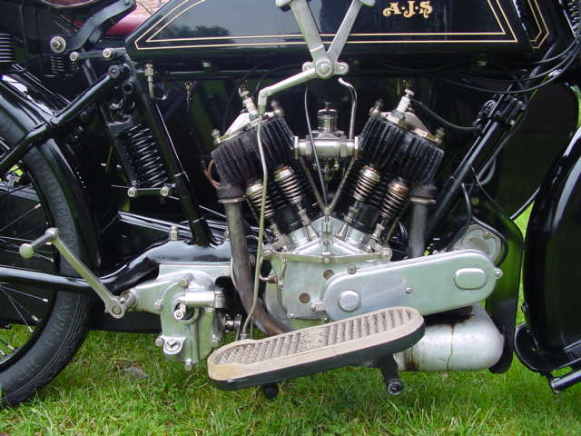 Antique Motorcycles: AJS D (1920)