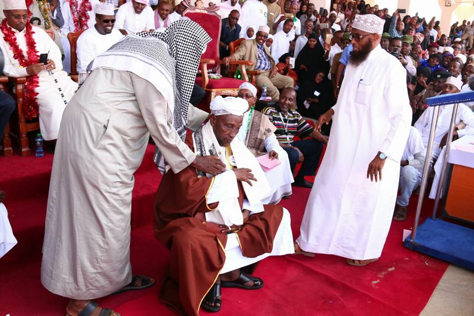 MURULE ONLINE....: MURULE SOMALI CLAN CROWNED SULTAN IN MANDERA COUNTY ...