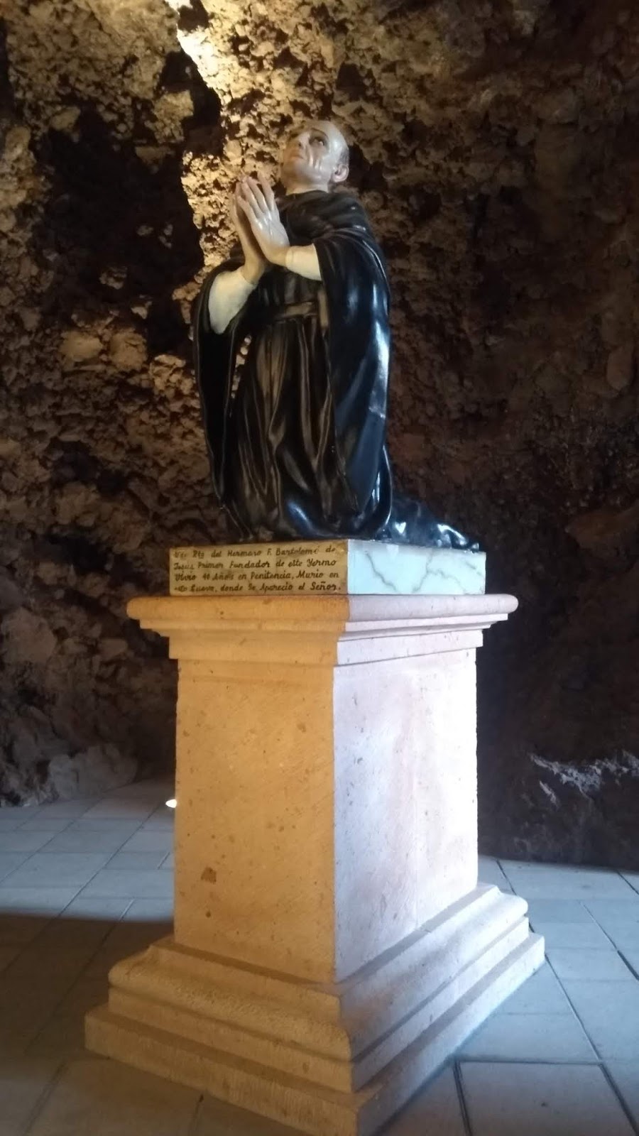 El Blog de El Divino: Chalma. Cueva de la Aparición del Señor de Chalma