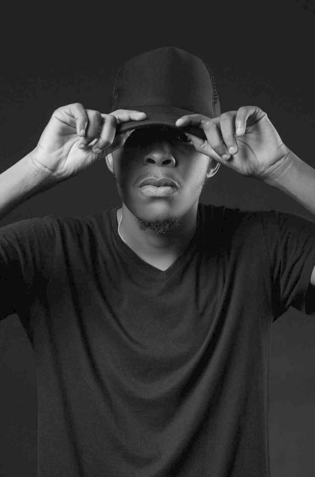 Tosyn Bucknor's Blog: MCM INTERVIEW: SESS, THE PROBLEM KID ;)