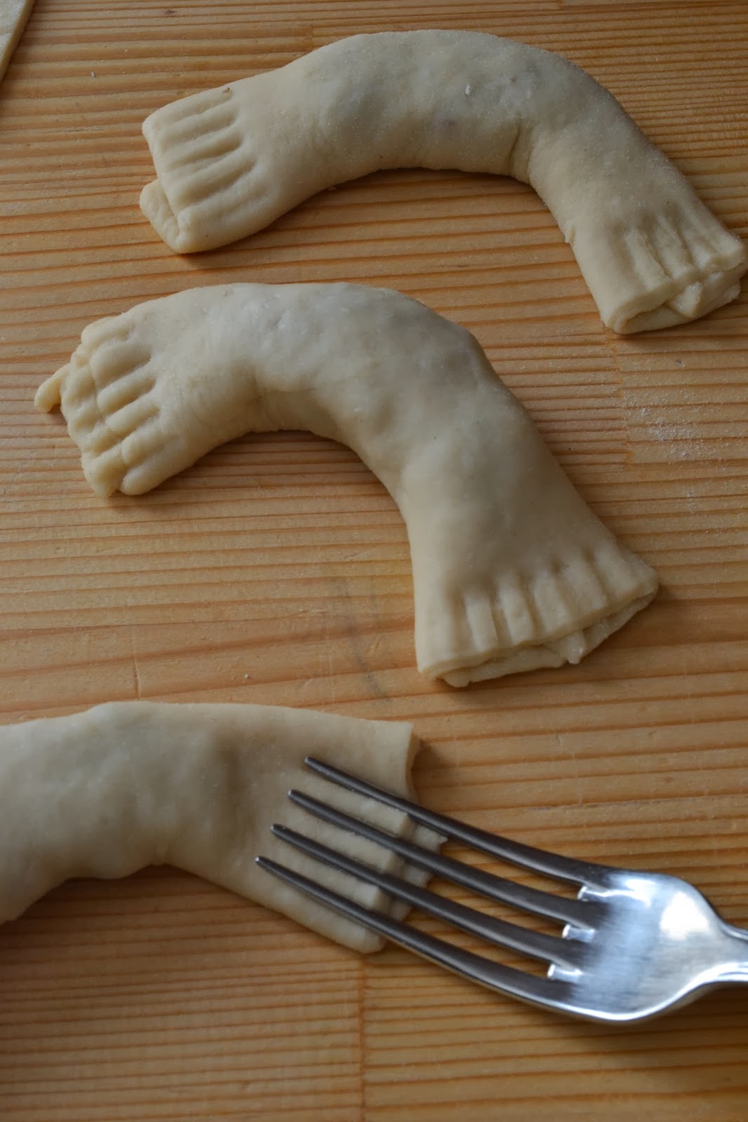 La creatività e i suoi colori: I cavallucci di Apiro: ricetta tipica ...