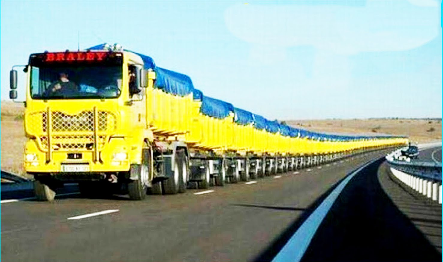 10 LARGEST Vehicles On Earth Video 1001Archives 10-largest-vehicles-on-earth-video-1001archives