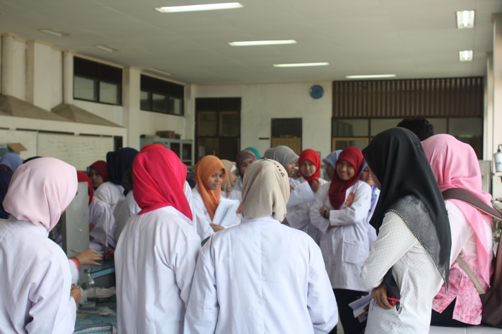 Tumbuhan Obat dan Sains: Analisa Bahan Makanan (Gizi)