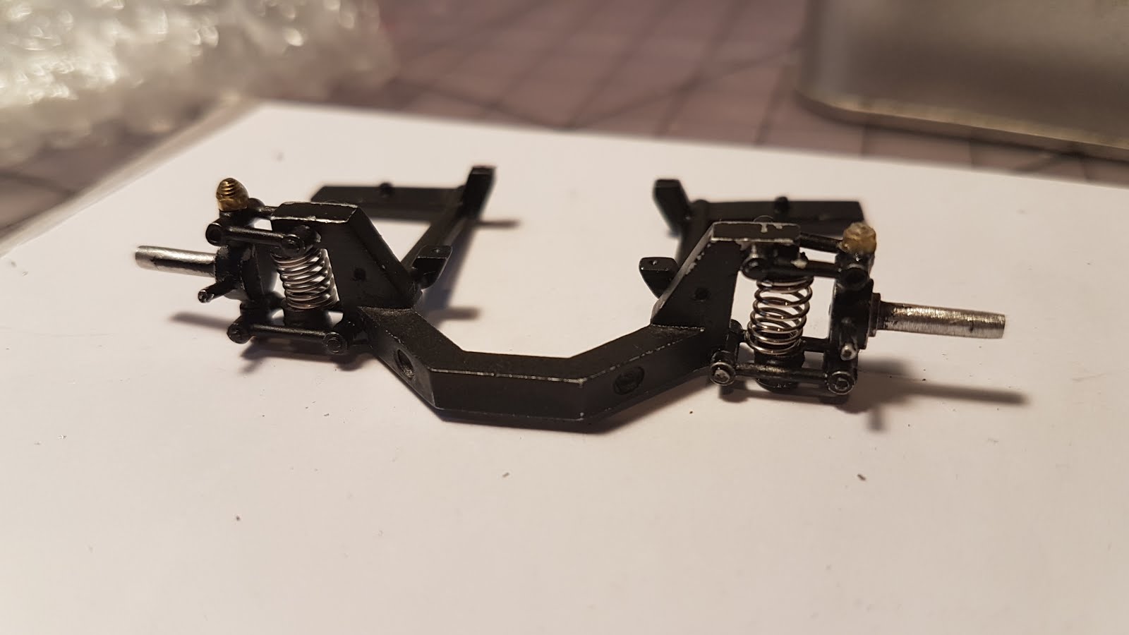 24th-scale: Miniature nuts and bolts