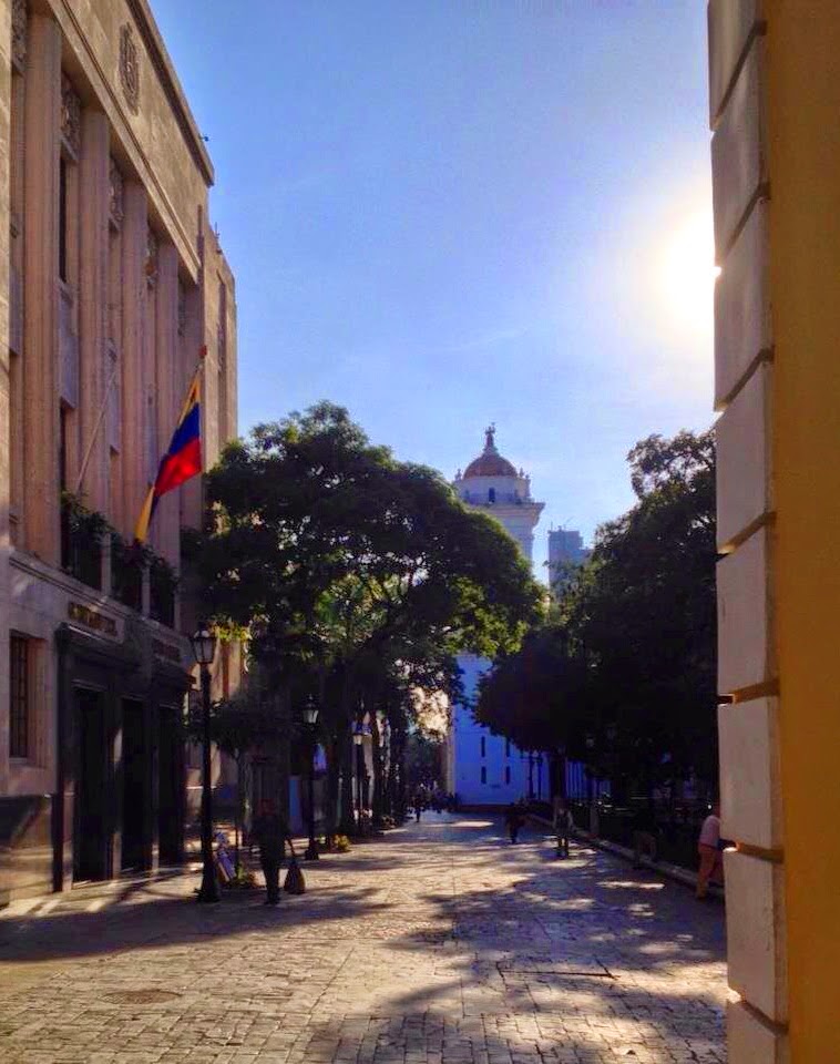 G A N T I L L A N O: A CARACAS LLEGÓ PACHECO