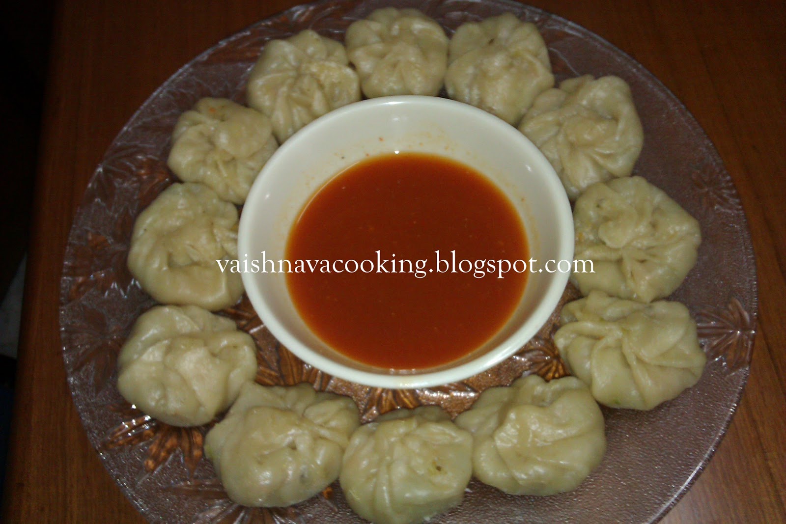 MY SATVIK KITCHEN: VEGETARIAN MOMOS