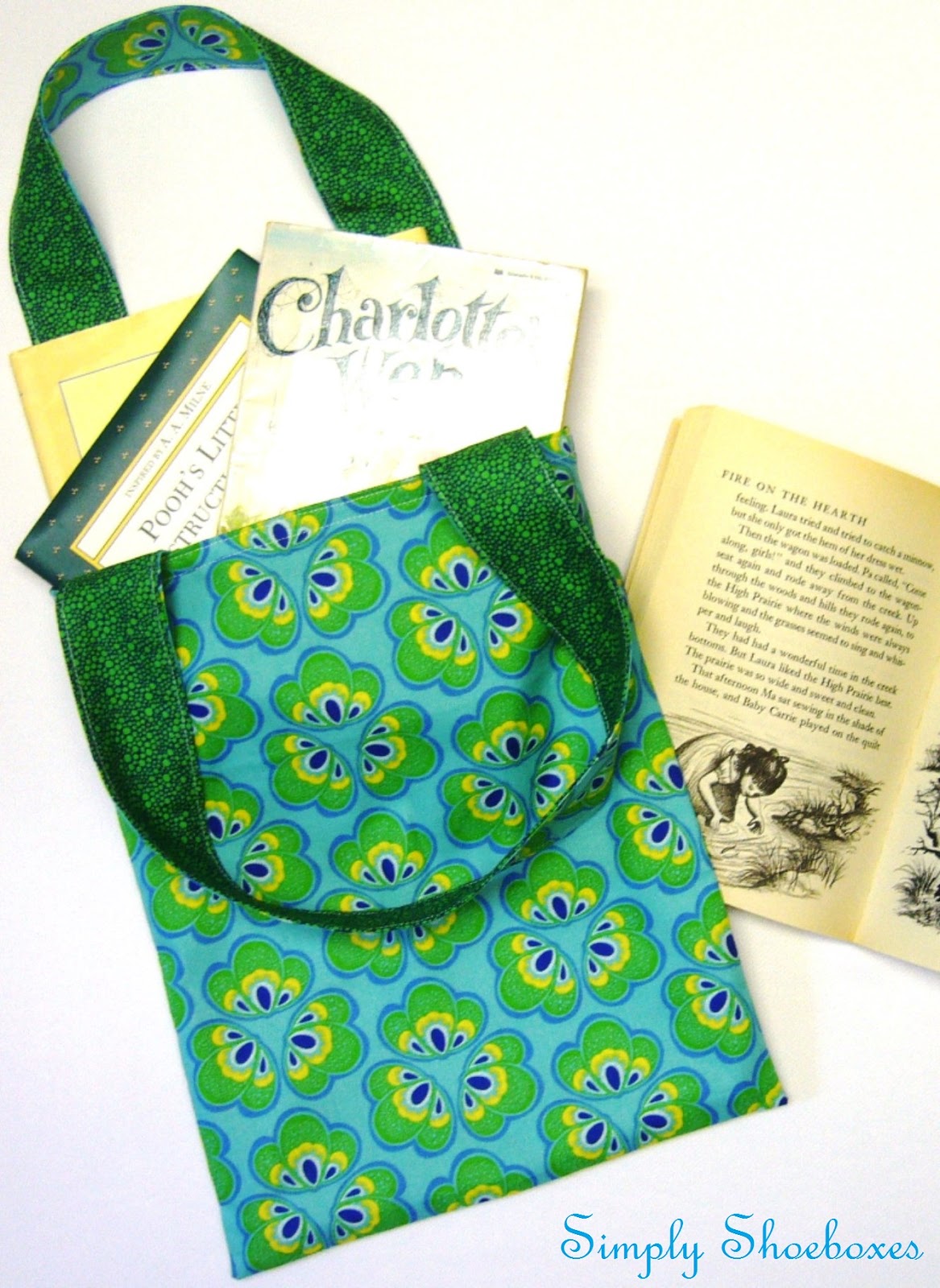 Simply Shoeboxes: Fat Quarter Library Bag Pattern & Illustrated Tutorial