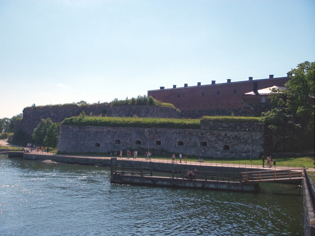 Helsinki Fortress Photo Gallery ~ Helsinki Finland