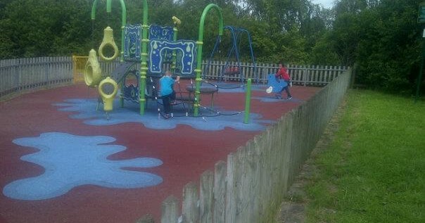 Blogging, Park, Gingerbread Men & Lunch. | Unique Young Mum