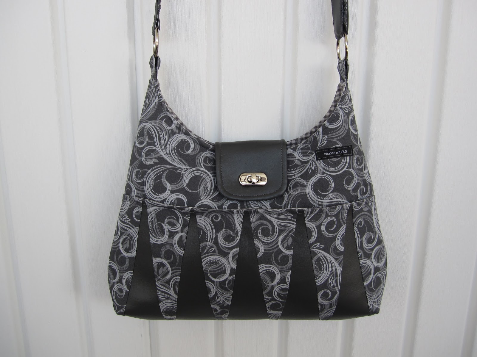 shades of BOLD : Bag of the Month Club - January Bag - Backgammon Bag ...