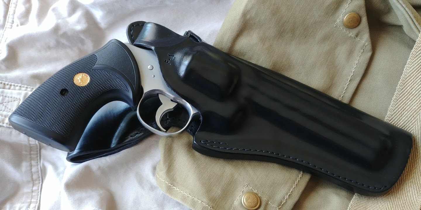 SURVIVING IN ARGENTINA: The Walking Dead Gun: Rick's Colt Python and ...