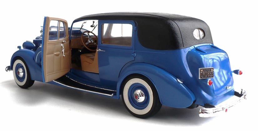 The Great Canadian Model Builders Web Page!: 1937 Packard Formal Sedan ...