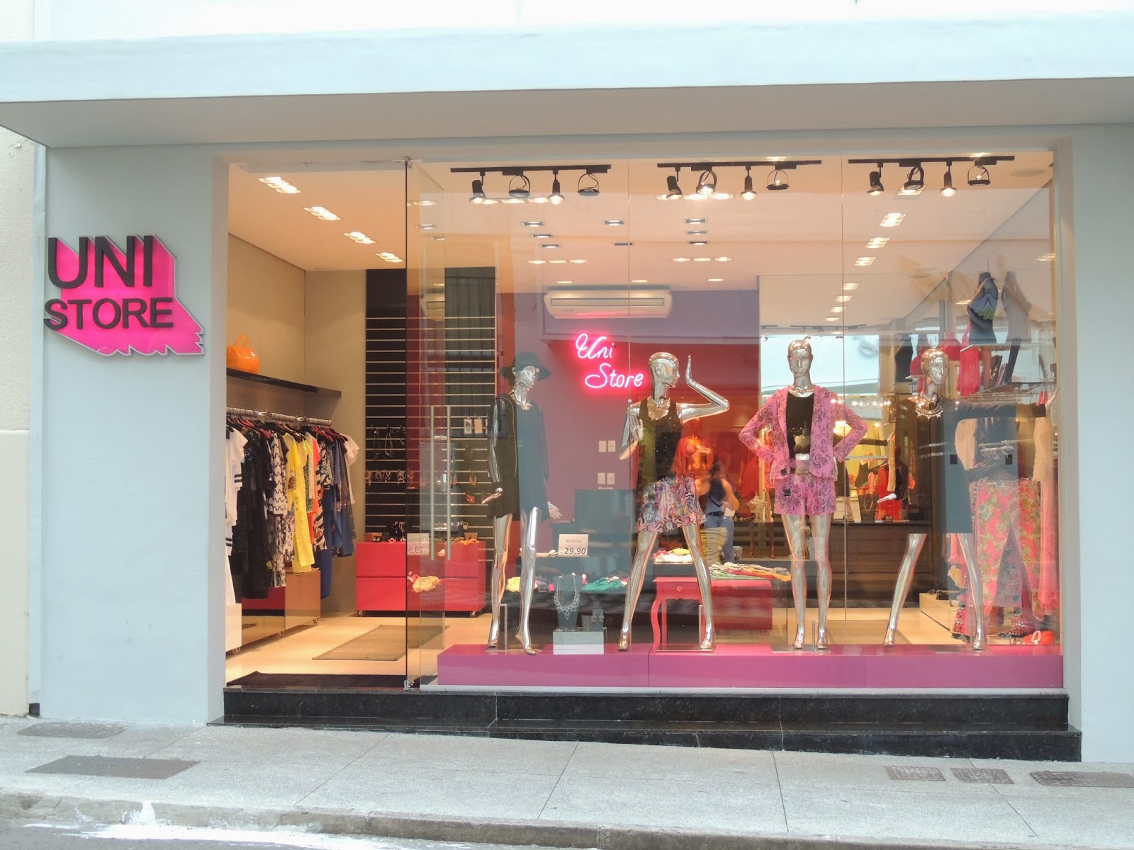 Uni Store: Uni Store