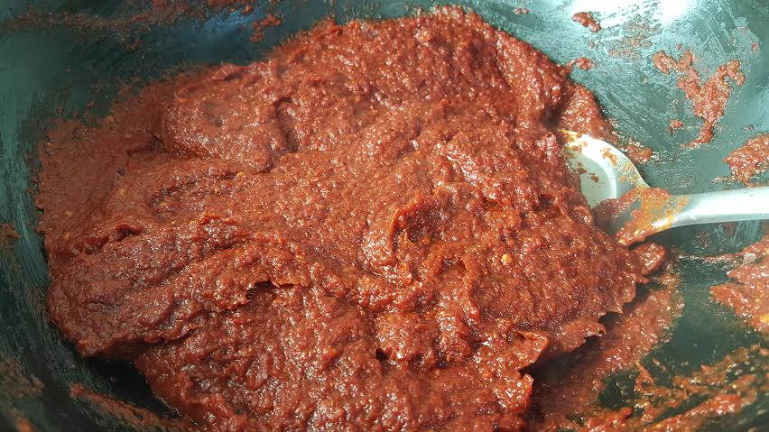 Flavour and Savour - The Food Lovers' blog: Recipe for making "Sambal"