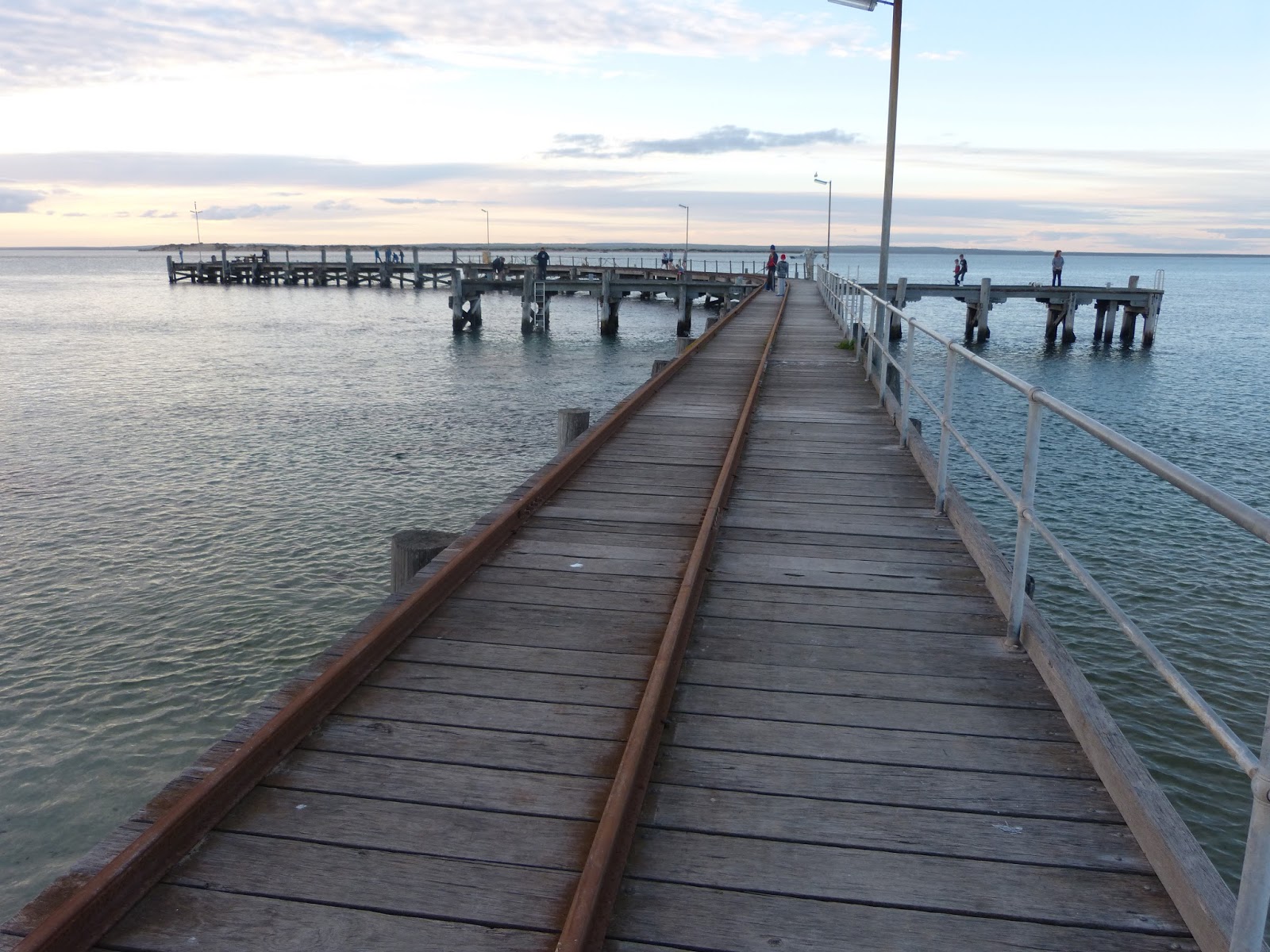 Betten On Bike: DAY 90 - 8TH JULY 2013 - SMOKY BAY TO VENUS BAY