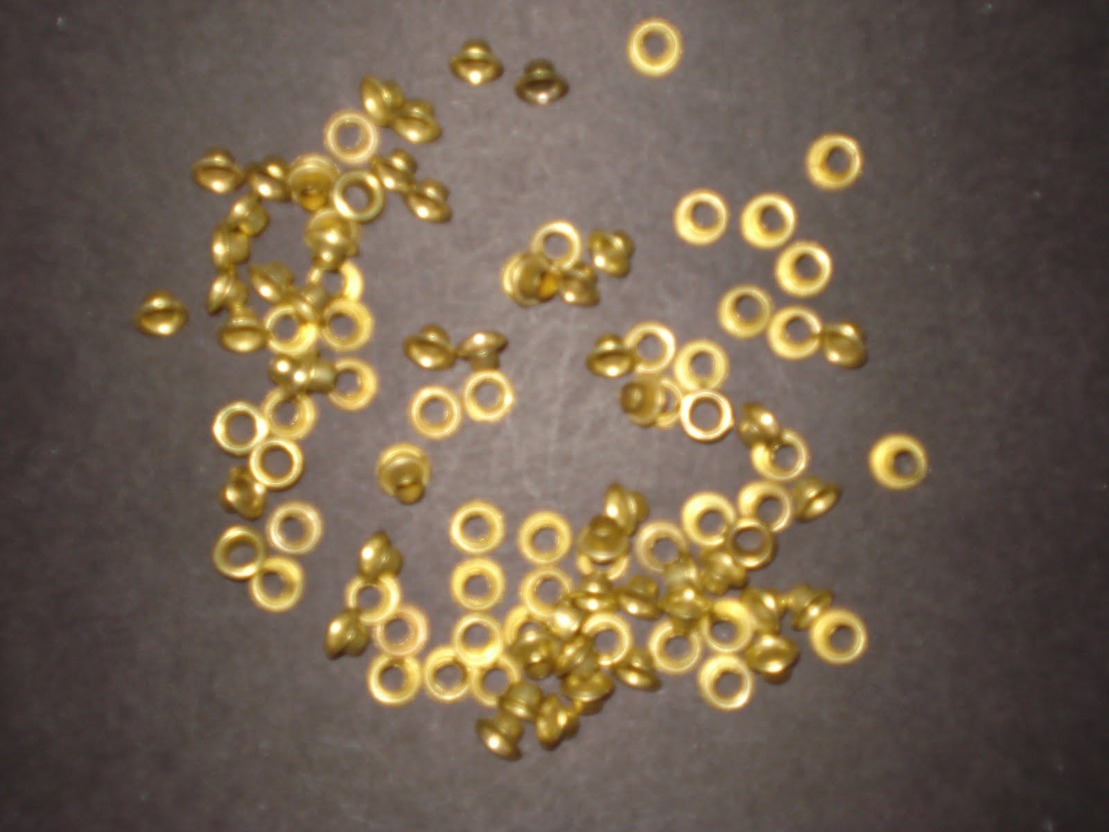 A1 CRAFT: Colored Eyelets