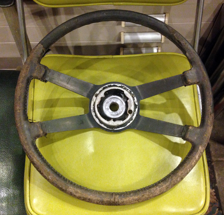 carchaeology: 914 Steering Wheel - Old...