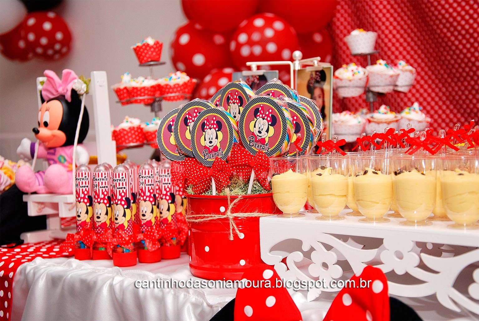 Aniversário da Beatriz Tema Minnie - Cantinho da Sonia Moura