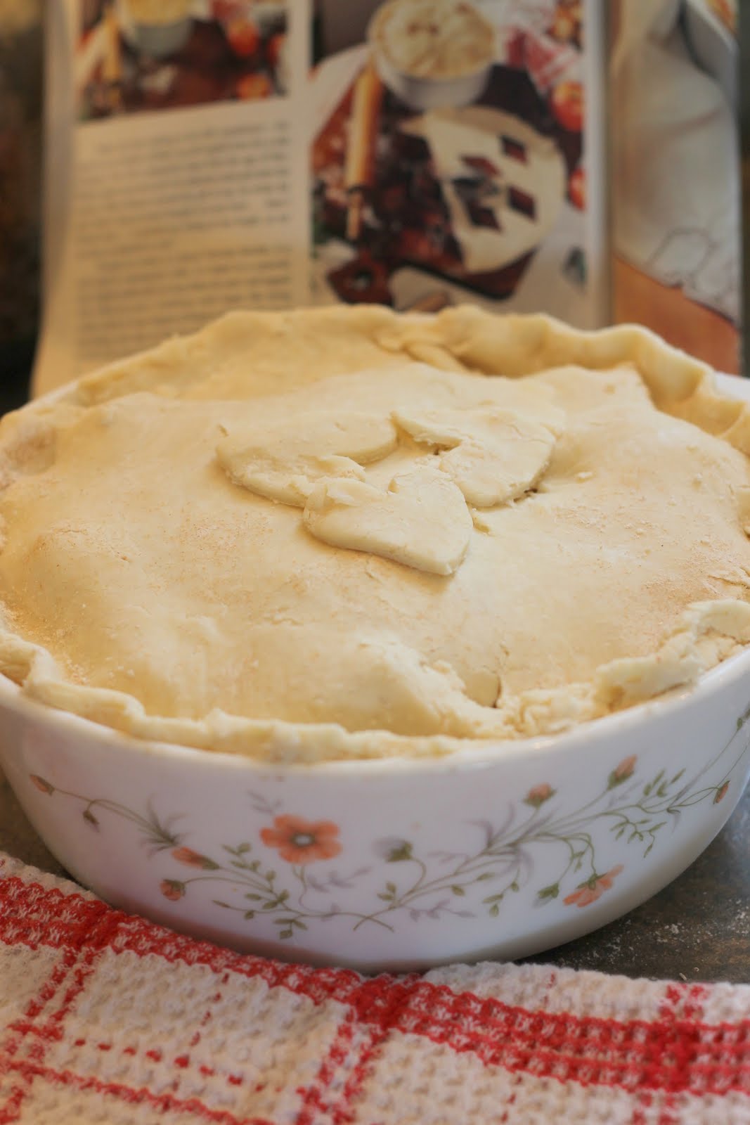 Aiken House & Gardens: Old English Fidget Pie & Scones