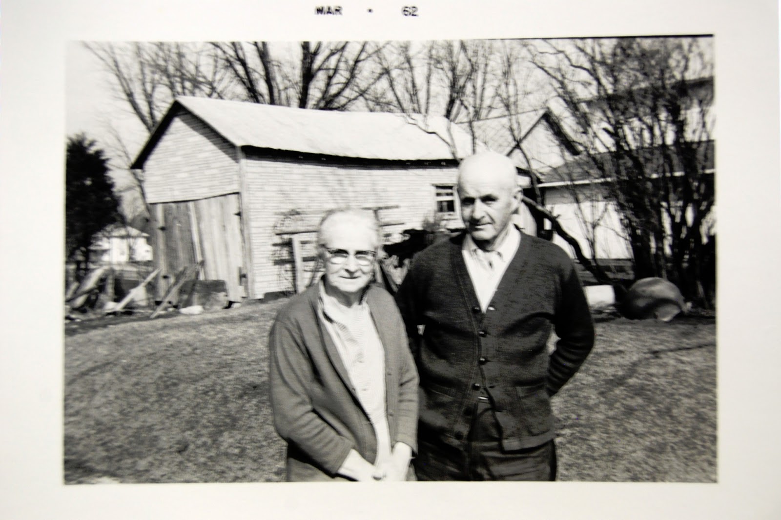 Glen Washington Burnes & Anna Hazel Fox Burnes From Hope, Indiana