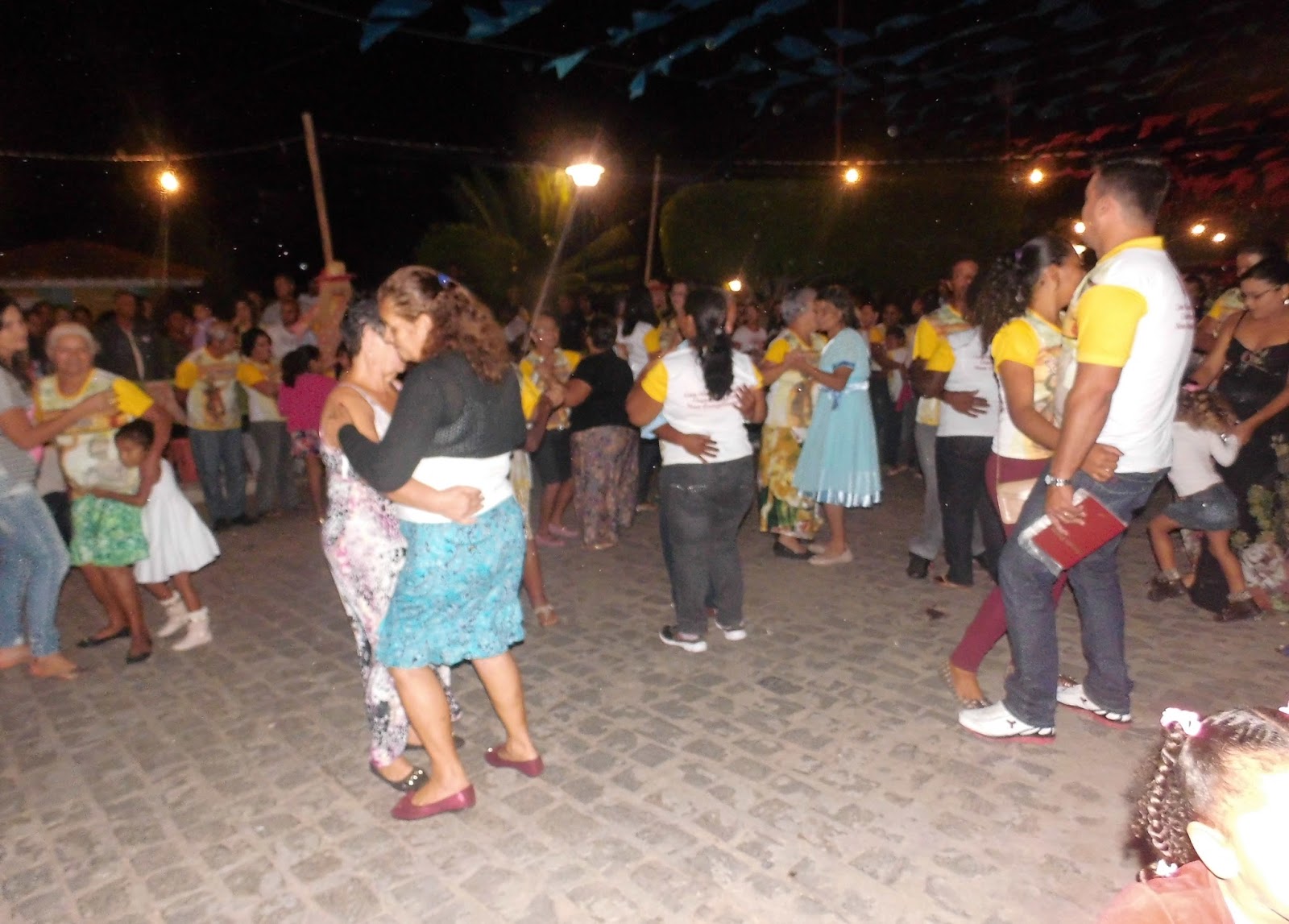 BARROCAS - BAHIA: Barrocas-Ba: Novena, São João, tradição Junina...