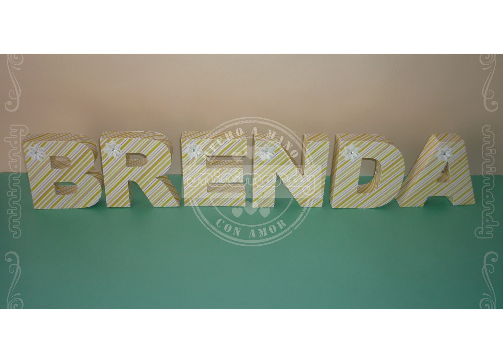 MinimandySign: Letras de Papel en Bloque. Diseño: Brenda.