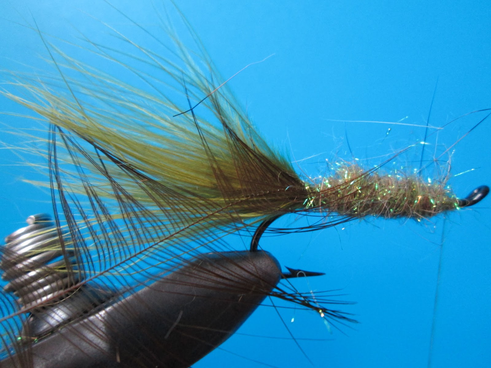 Country Kids on the Fly - Fly Tying: Ice Dub Bugger