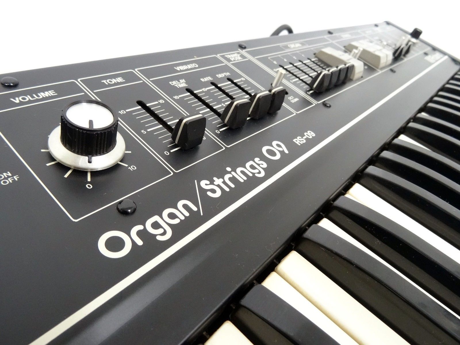 MATRIXSYNTH: ROLAND RS-09 Organ/Strings Vintage Analog Synthesizer w ...