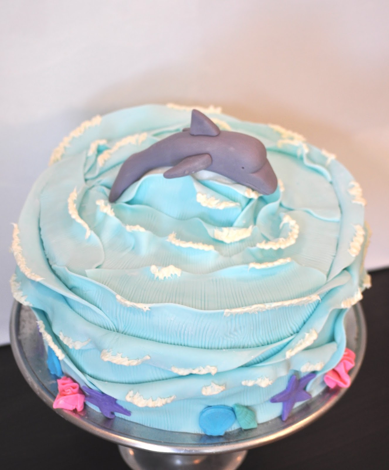 Devanys Designs: Dolphin Cake