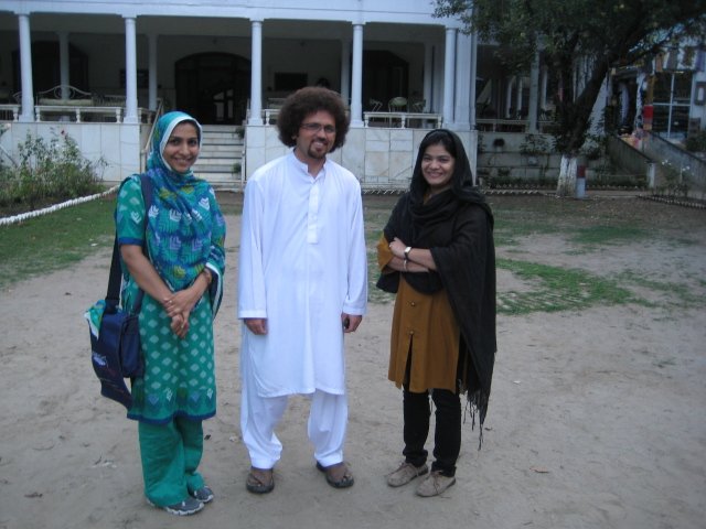 Beenish Javed's Instagram, Twitter & Facebook on IDCrawl