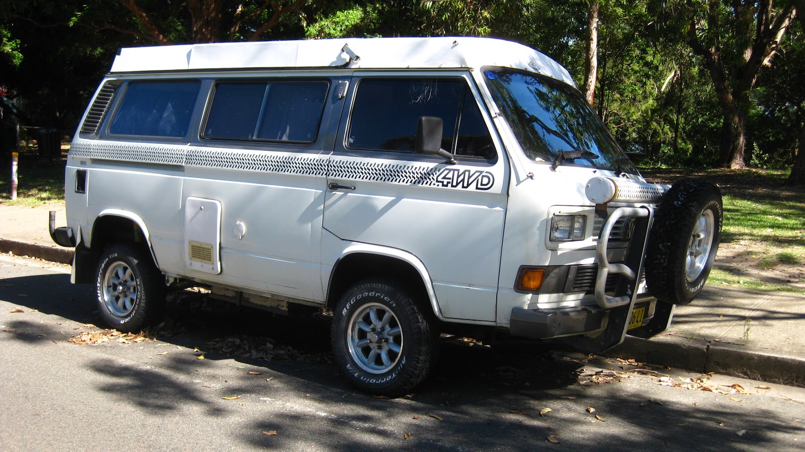 Aussie Old Parked Cars: 1989 Volkswagen Transporter Syncro 4WD