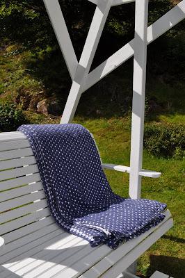 Hemma på Kråkered: Finska gungan klar!