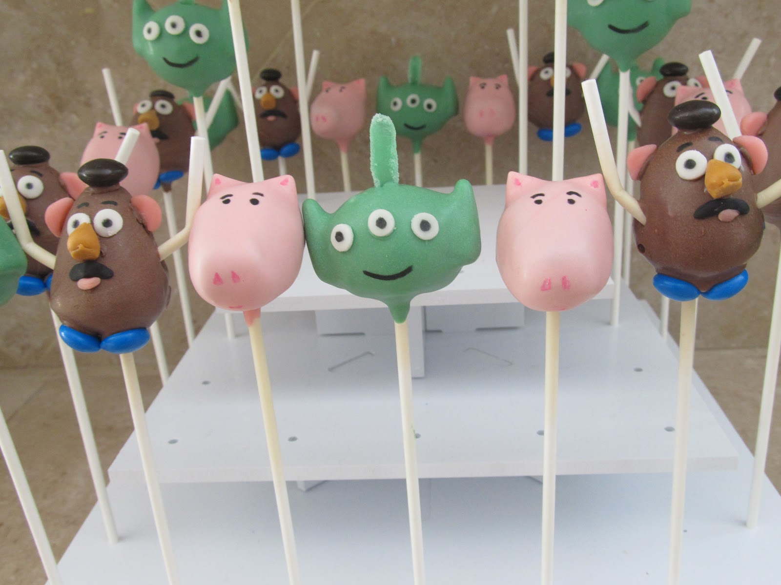 JessiCakes Project: Toy Story 3 Theme Cake Pops