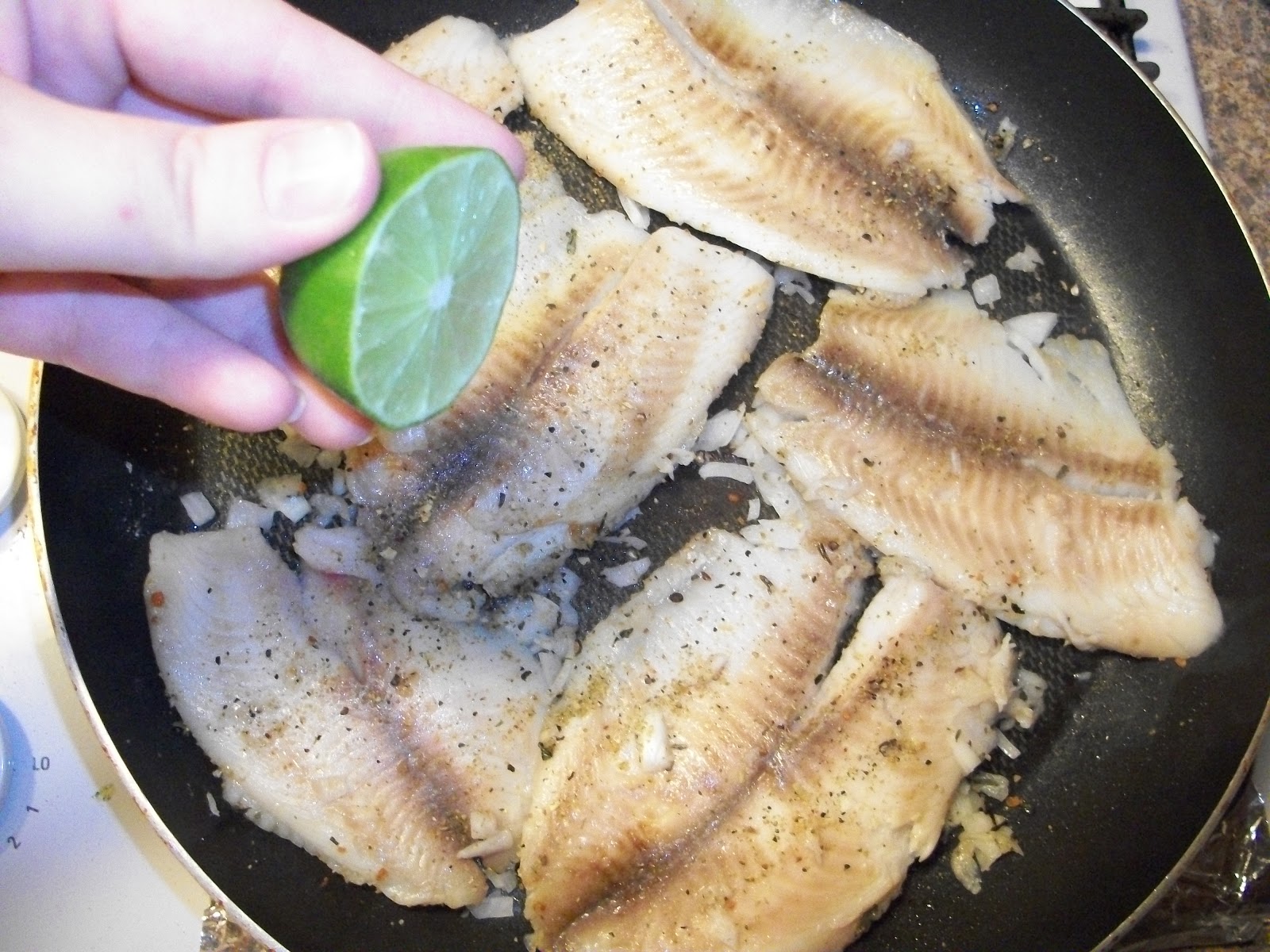 Cooking with love ! : File de peste cu sos de tarhon ( Tilapia fish ...