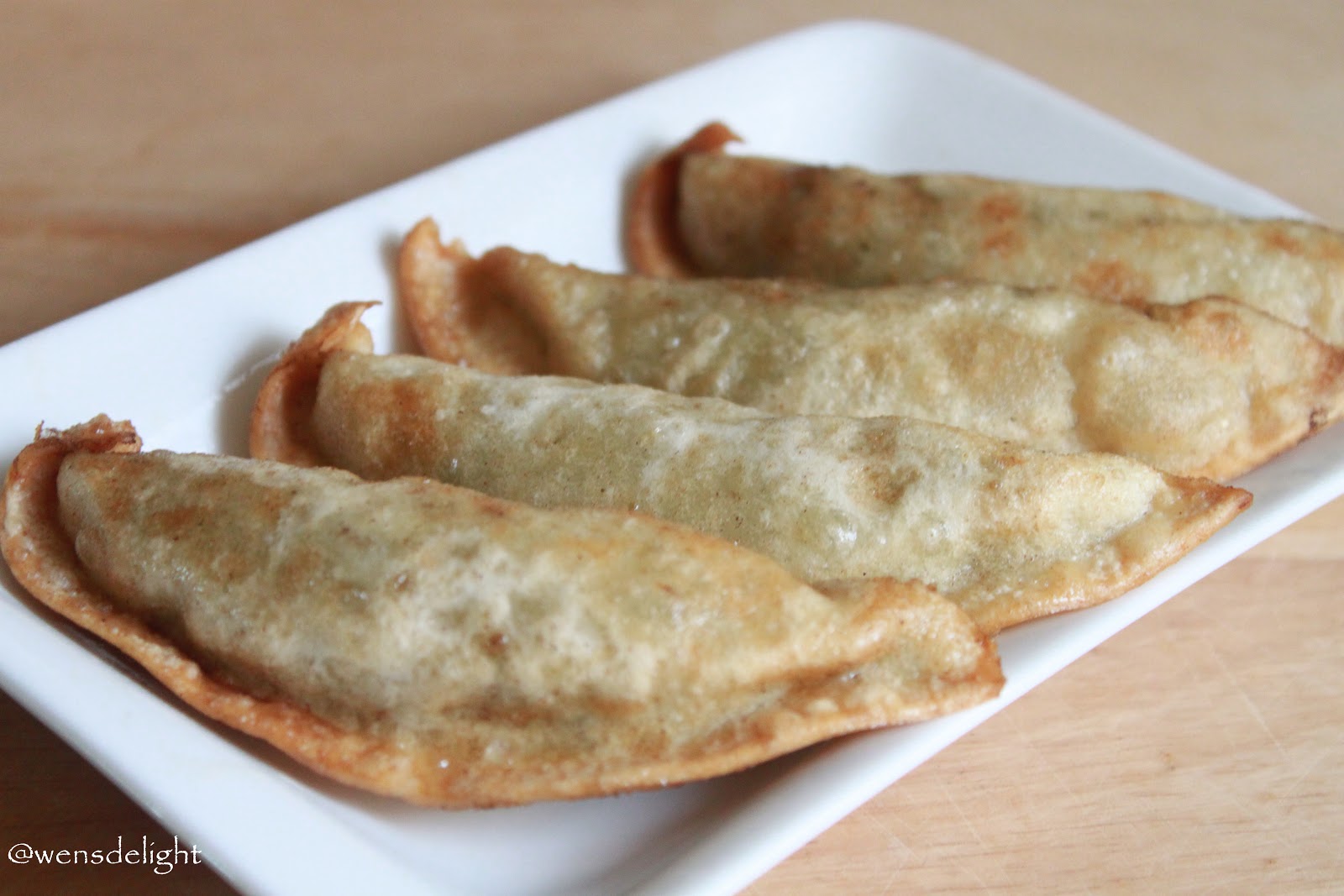 Wen's Delight: CJ Crispy Dumplings