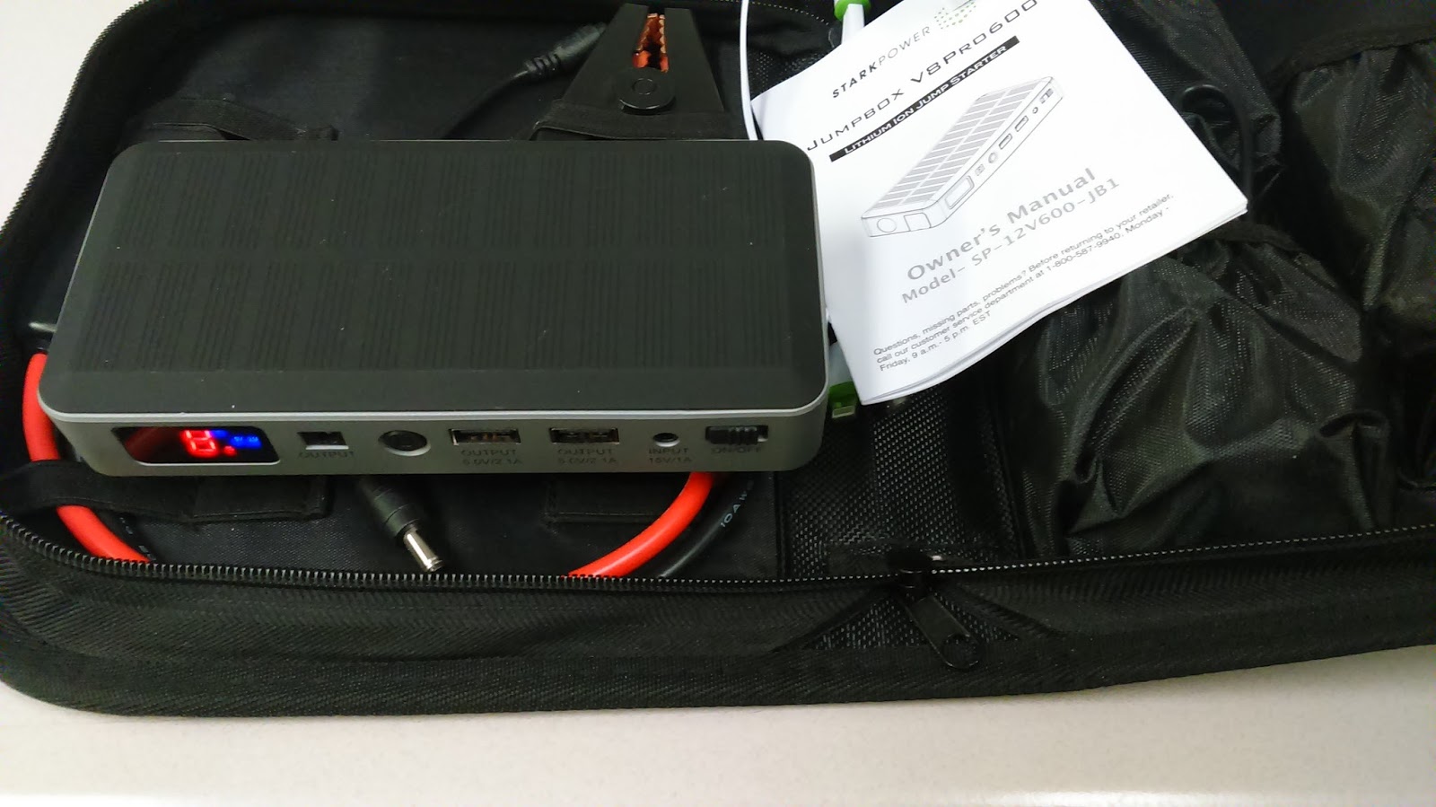 You Love Guns & Zombies: StarkPower JumpBox V8 Pro 600