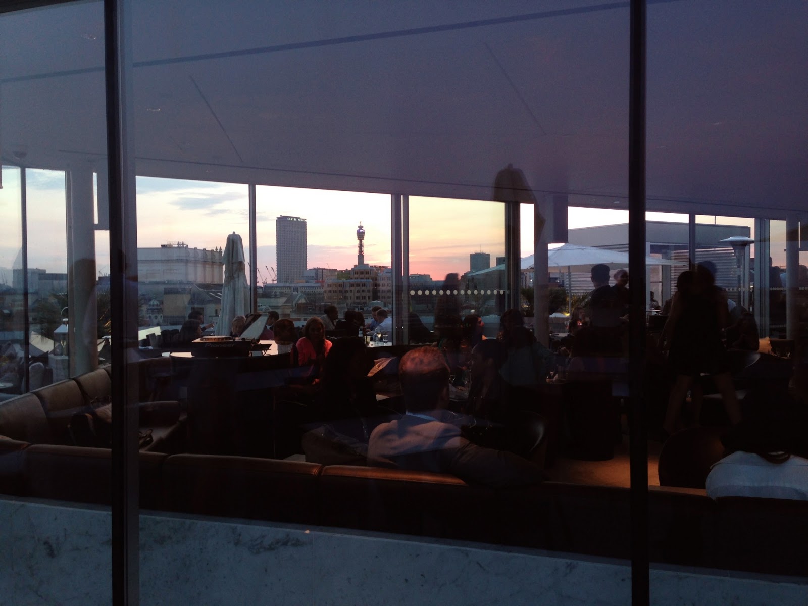 thelondonvibe: Radio Rooftop Bar