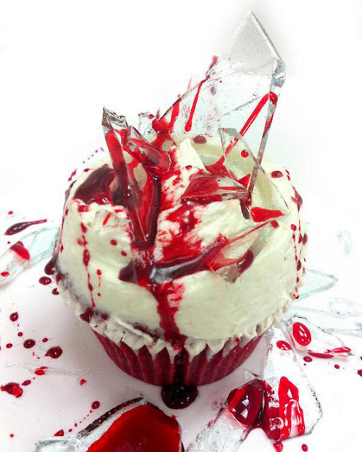 The Adventures Of Tummy: Bloody Halloween Cupcakes