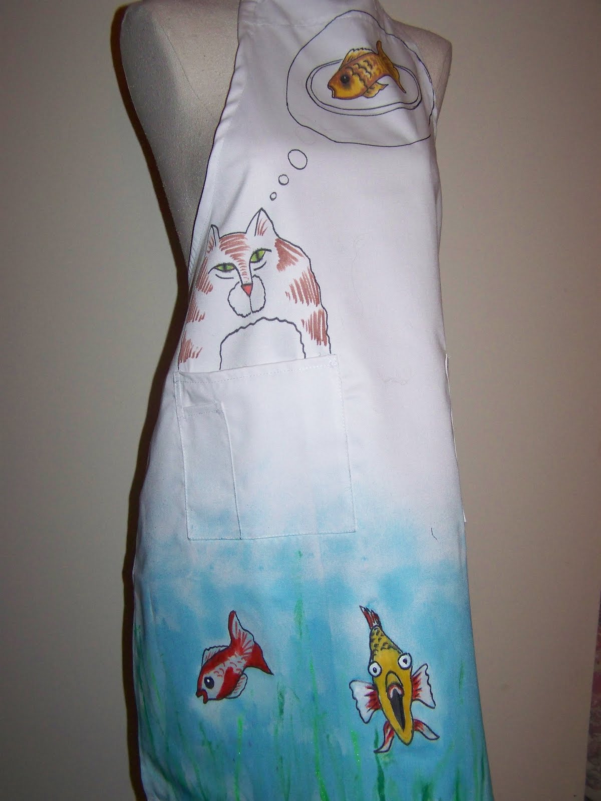 Hand Made By Dominique: New Aprons - Painted!