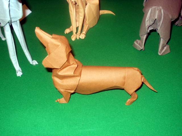 Have Paper, Will Travel: Eric Joisel's models of dogs