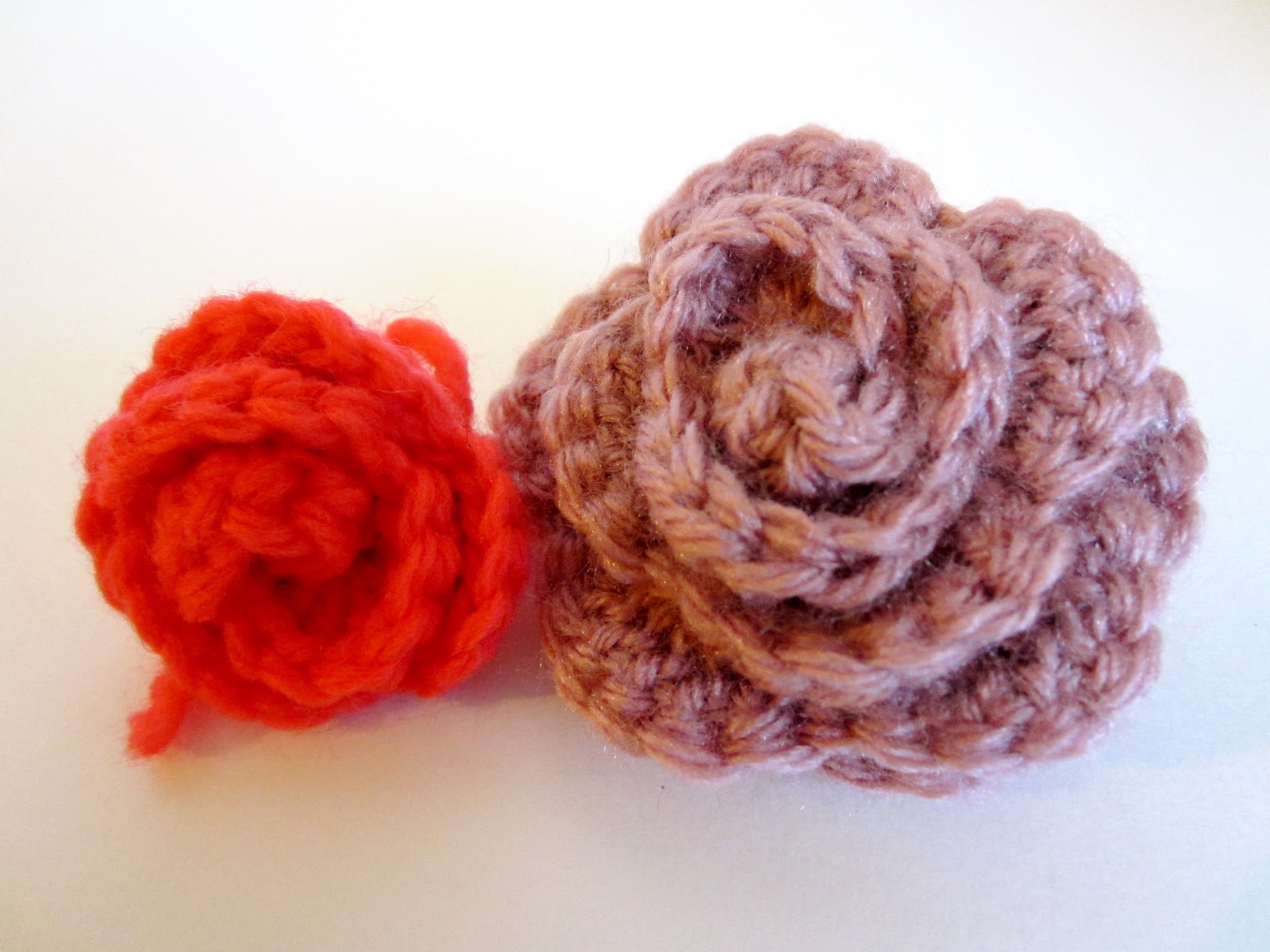 Crochet Every Day: Jan 2: Crocheted Rosettes - COMPLETED