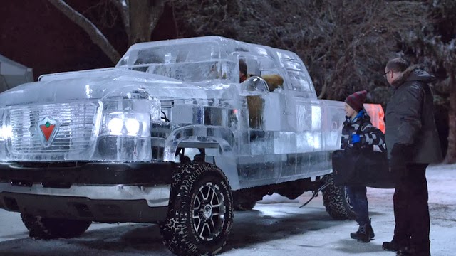 A Pickup Truck Made Of Ice That Could Actually Be Driven [video] - Art ...