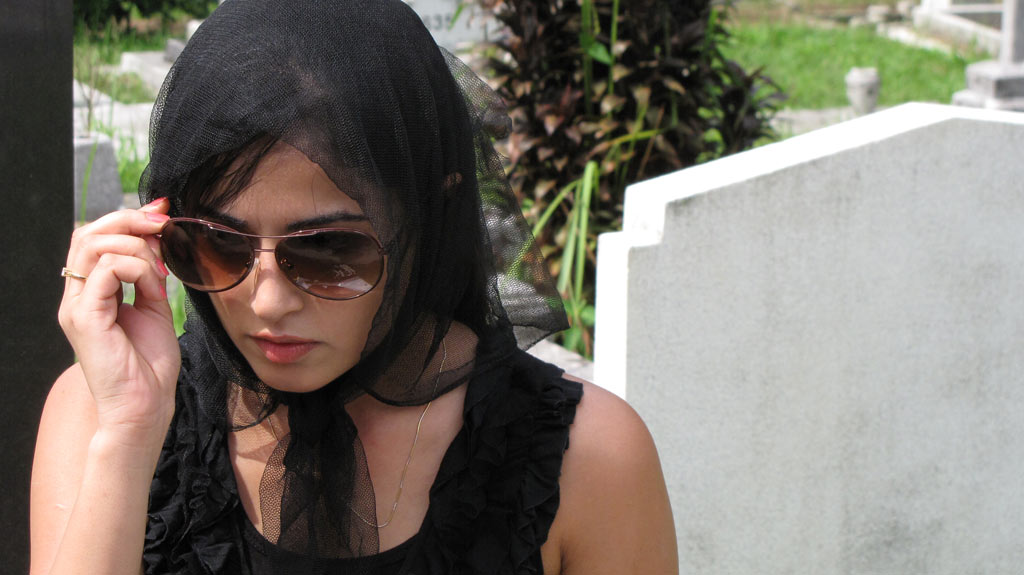 Chikki Mukki Movie Images Stills - Hot PHOTOSHOOT Bollywood, Hollywood ...