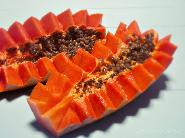 Agua de Frutas {Papaya, Guava & Apple Punch} - La Cocina de Leslie