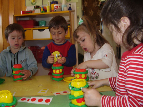 Pilar,Loli y Rafi: ACTIVIDADES DE EXPRESIÓN PLÁSTICA PARA INFANTIL