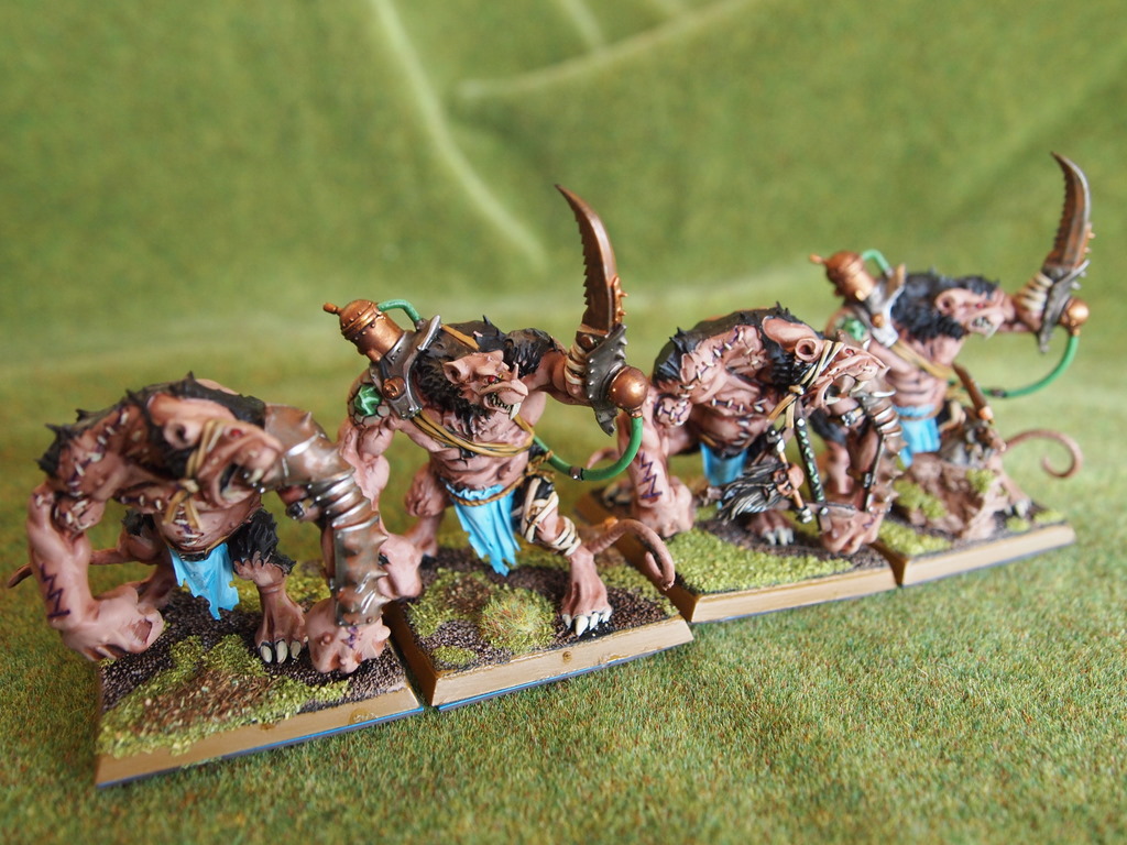 The Chattering Horde: How to Paint Skaven Rat Ogres (Island of Blood).